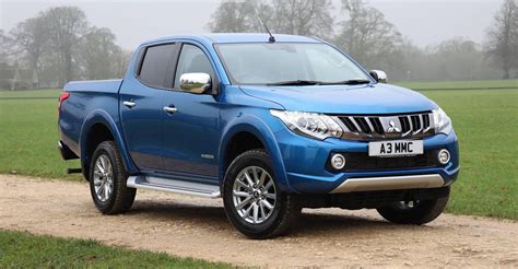 All Mitsubishi Truck Cars List Of Popular Mitsubishi Trucks With Pictures