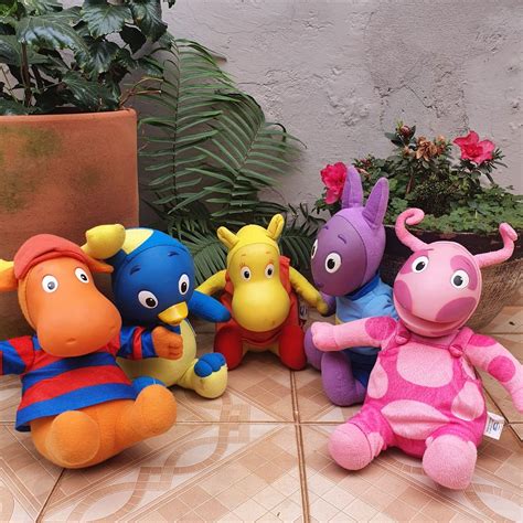 Coleção 5 Bonecos Backyardigans Pelúcia Multibrink Usado 75387305 Enjoei