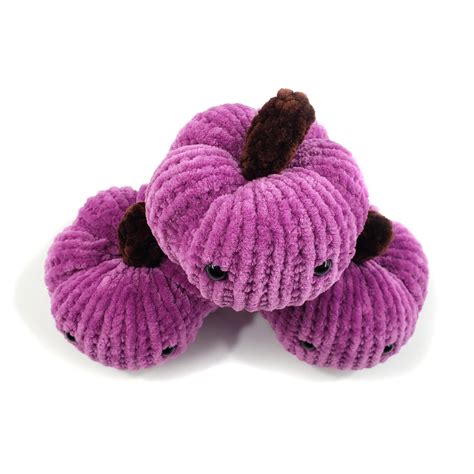 Knitted Plushie Pumpkins For Halloween Decoration