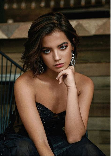 2160x3840 Isabela Moner Di Dora Dan Kota Emas Yang Hilang Sony Telepon