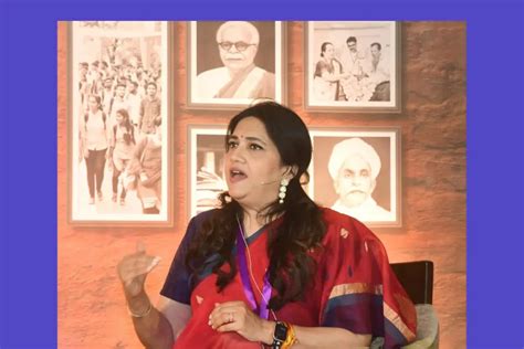 Smitha Prakash Is A Rare Genius In Media Hello Telugu