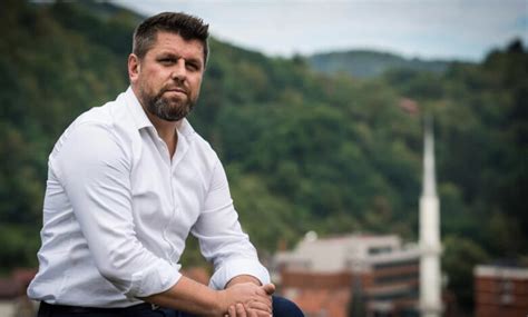 Ode I On Ćamil Duraković Seli Iz Srebrenice Video