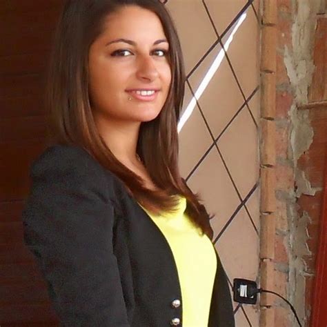 Anna Borrelli Youtube