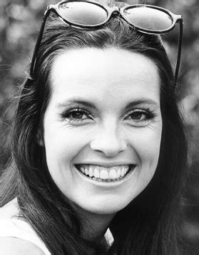 Linda Gray Young Pics From Her Modeling Days Sitcoms Online Message