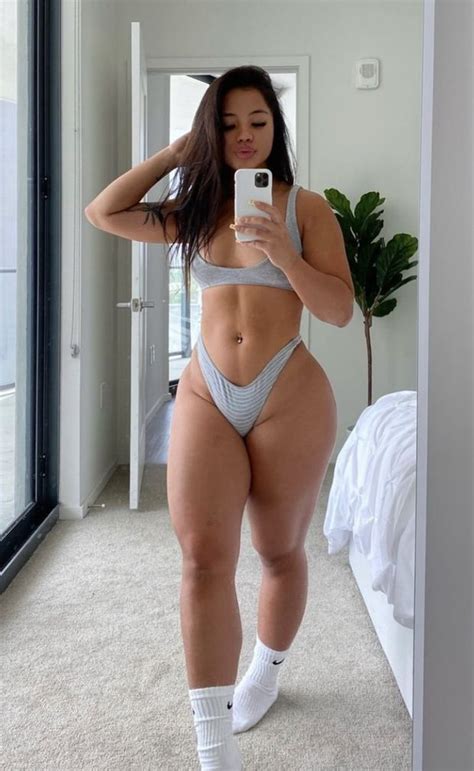 Great Thighs Ettadevil