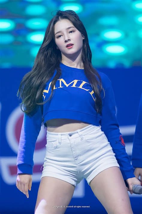 10 Times Momolands Nancy Defined Her Own Beauty Standards With Her