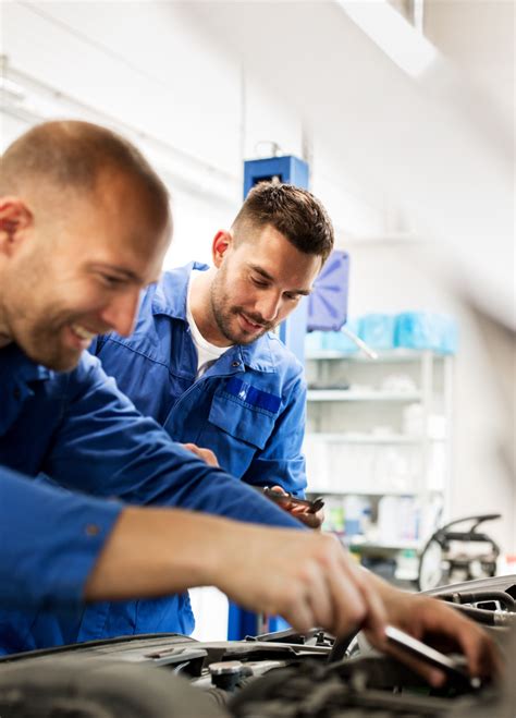 De Motor Achter Je Bedrijf Ontwikkel Je Monteurs Met Lkq Academy De Rijke