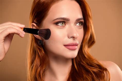 Photo Of Gorgeous Girl Apply Cosmetics Blusher Look Empty Space Without Clothes Isolated On