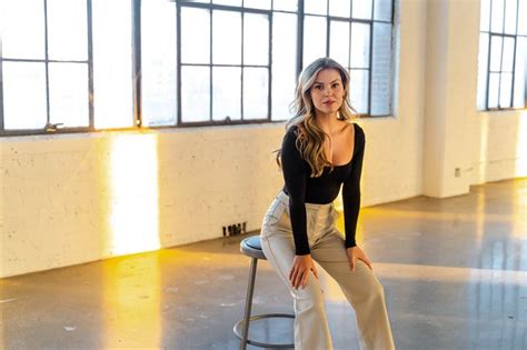 One On One With Bachelor Contestant Turned Viral Tiktok Influencer Anna Redman Starcentral