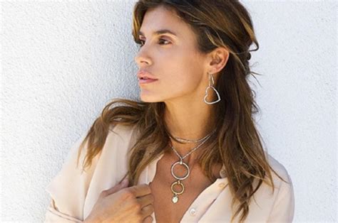 Elisabetta Canalis Instagram Scollatura Esagerata E Sguardo Provocante