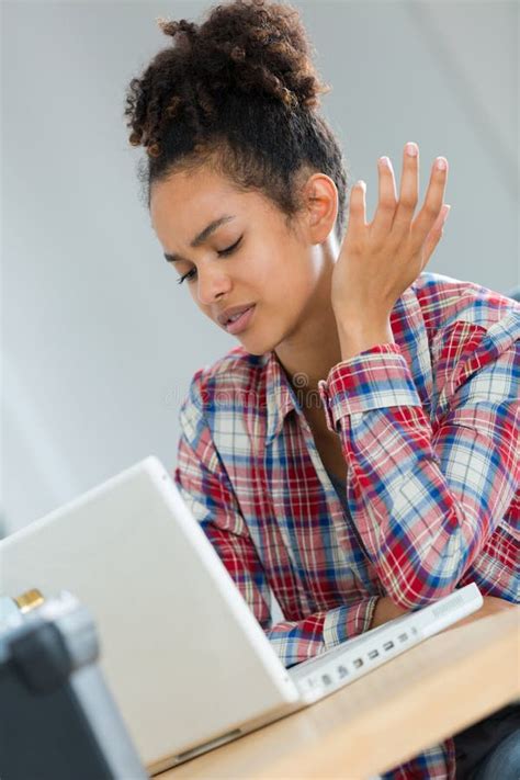 Female Technician With Laptop Issues Stock Image Image Of Oneperson Protectiveclothing 272481807