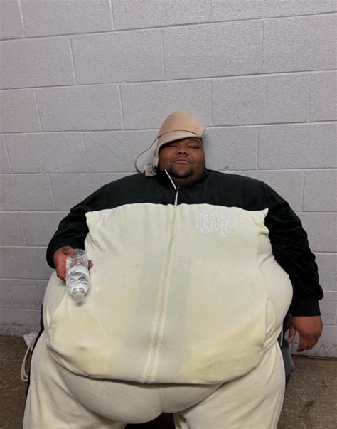 Who Is Dave Blunts The Ghostwriter Rapper Behind Kanye Wests New Album