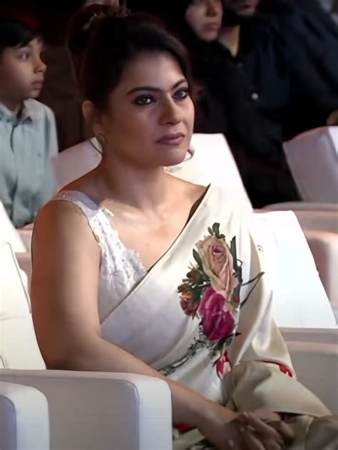 Pin By Om Arya On Kajol Dvgn Actresses Saree Hot