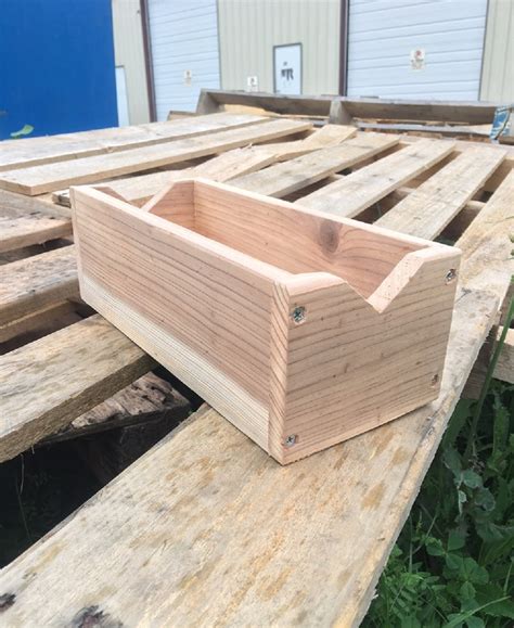 Raw Cedar V Notched Rectangular Planter Box Aandd Workshop