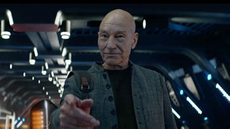 Star Trek Picards Sir Patrick Stewart Wins Critics Choice Super Award