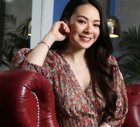 Tvb歌手jw王灏儿自爆多位前任都出轨，谭嘉仪对 叛侣”绝不原谅腾讯新闻