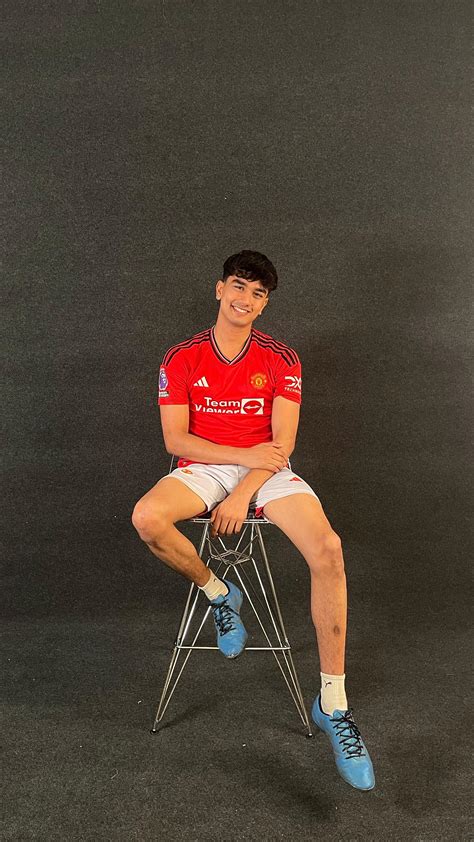 Hussein Khan Husseinkhann • Instagram Photos And Videos