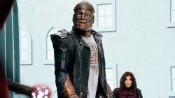 Watch Doom Patrol Online Starzplay
