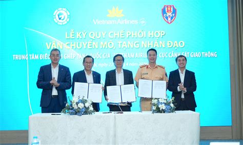 Đại Biểu Nhân Dân Vietnam Airlines Ra Mắt “liên Minh Xanh” Thúc đẩy