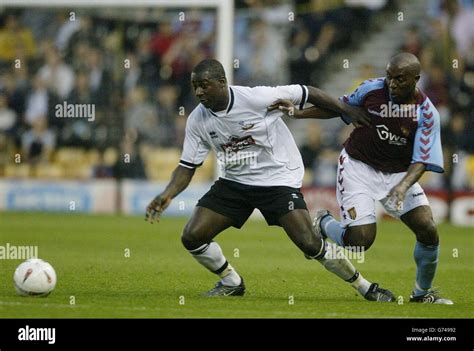 Sport Football Action Pablo Mills Darius Vassel Hi Res Stock