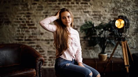 Обои Devushka комната фотосессия 1920x1080 Full Hd от Timus картинки на рабочий стол и заставки