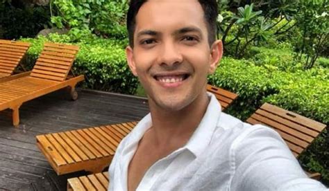 Aditya Narayan Breaks His Silence About The College Concert Incident