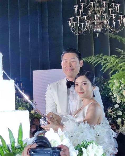 ชื่นมื่น อุ๋ย บุดดาเบลส จูงมือแฟนสาวสวยเข้าสู่ประตูวิวาห์