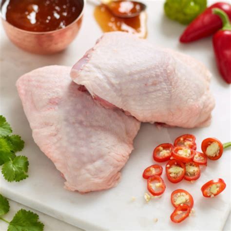 Organic Chicken Carcasses Primal Meats
