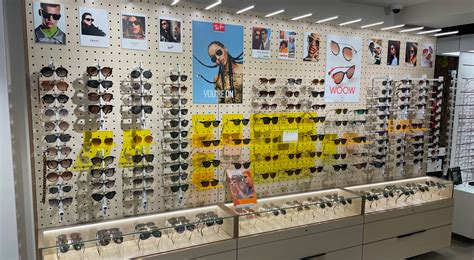 Un Nouveau Concept Solaire Pour Le Magasin Optic 2000 Volcan Design