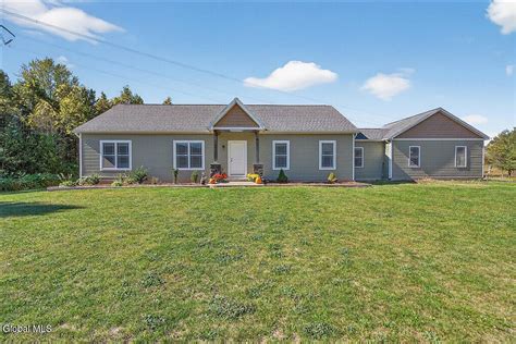 142 Altamont Road Altamont Ny 12186 Zillow