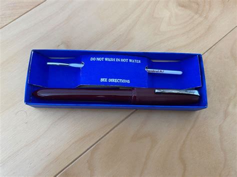 Vintage Oral Glass Fever Thermometer Red Flash B D Becton Dickinson