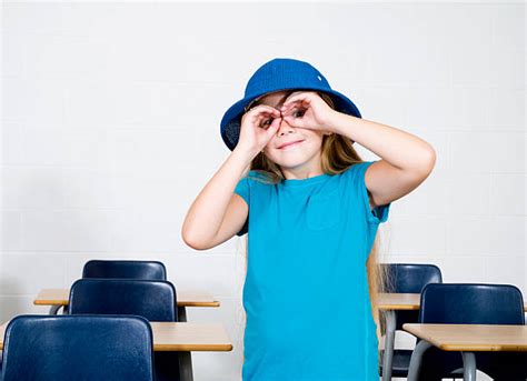 70 Tindik Puting Foto Stok Potret And Gambar Bebas Royalti Istock