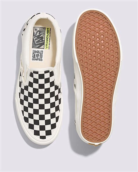 Slip On Vr3 Checkerboard Shoe In Black Marshmallow White Vans