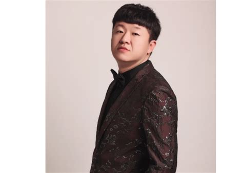 芮甜甜国外开播？大佛这样回应！ 歪阅