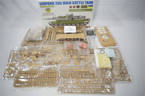 Ryefield Model 5103 135 Leopard 2a6 Main Battle Tank Kit