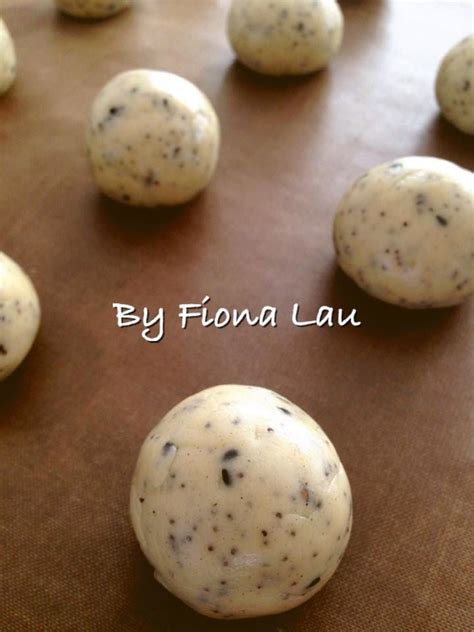 Qq Korean Moshi Bun Chewy And Crunchy By Fiona Lau Chewy