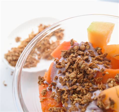 Bowl De Frutas Yogurt Y Granola