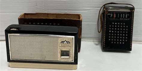 2 Transistor Radios In Leather Cases Coronado And Panasonic T 50
