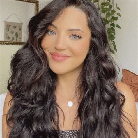 Priscilla Jimenez — Bio Site