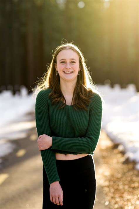 What To Wear In Your Senior Portraits Lauren Lindley Photography