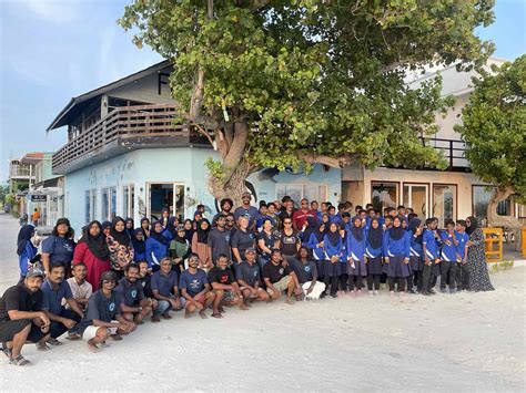Secret Paradise Cleans Up With The Community Of K Guraidhoo Maldives