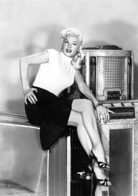 Screen Goddess Mamie Van Doren Mamie Van Doren Jukebox Van Doren