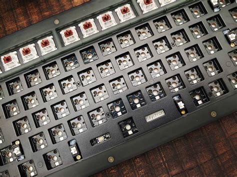 Trên Tay Keychron V1 Bàn Phím Cơ Custom Phổ Thông Cho Anh Em Mới Chơi