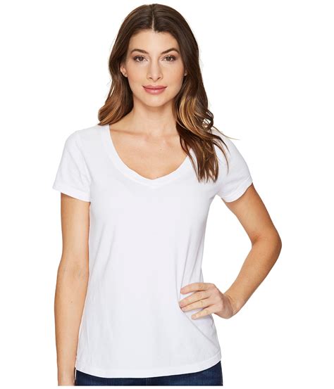 The Best White T Shirts For Women From A T Shirt Junkie Hurrybig Sales