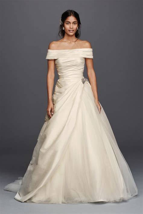 10 Taffeta Wedding Gowns That Are Both Sophisticated And Stunning