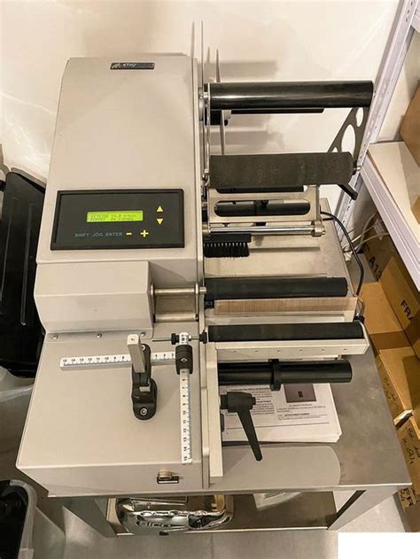 Dwr Round Semi Automatic Labeler