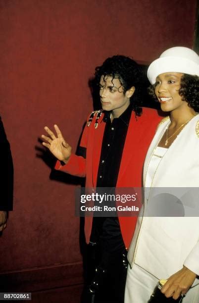 201 Michael Jackson And 1986 Photos And High Res Pictures Getty Images