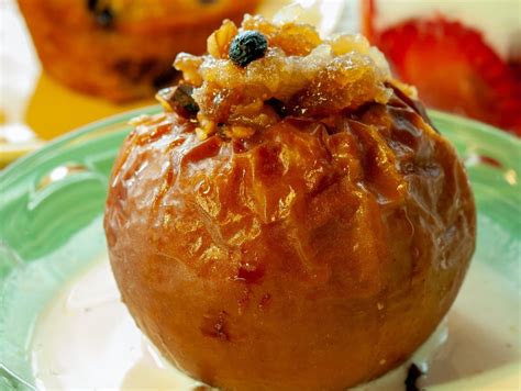Louises Baked Apples — Lauren Lucas
