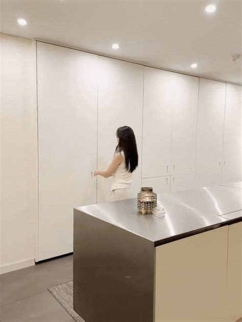 Hannah Olala Review Căn Bếp 100 Tỷ Sang Xịn Mịn Nhưng Có Người Bình Luận Thiết Kế Thế Cho