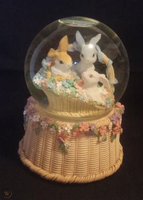 1993 San Fran Music Box Easter Bunnies Snow Globe